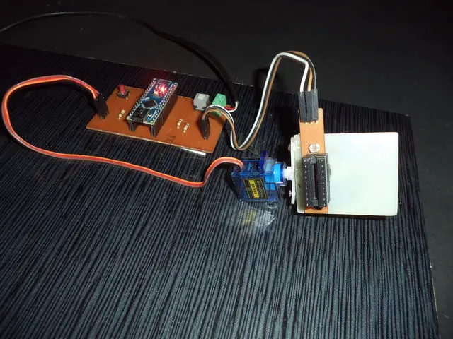 Arduino太阳能跟踪器使用ldr传感器和伺服电机 单轴 2022世界杯巴西能夺冠吗